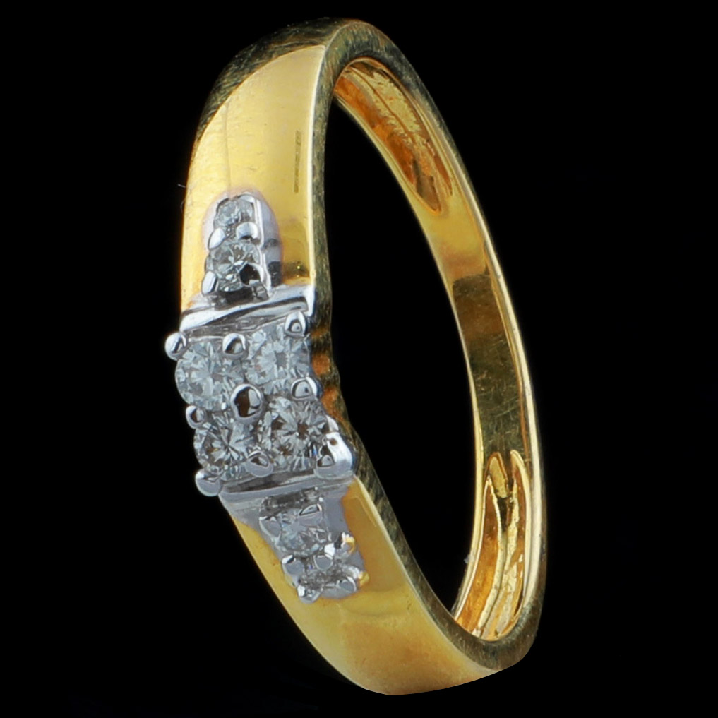 GUINEA DIAMOND RING - Guinea - The Hallmark Jewellers